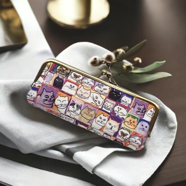 ■アーティスト：久下貴史■セミハードタイプ・マグネット式■150mm*55mm*33mm■素材：プラスチック/合皮■配送方法：定形外郵便で送料無料