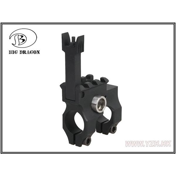 ※こちらの商品はラッピング不可となっております。クランプ式なので各社Ｍ４に互換します。両側面にＱＤクイックリリーススイベル対応のＱＤホールが装備されています。各種光学機器を使用する際にじゃまにならないよう、フラットに折り畳むことができるサイ...