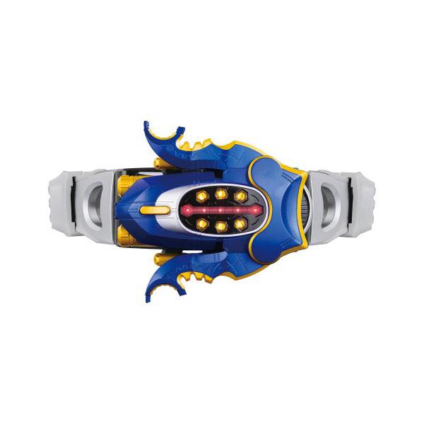 『仮面ライダーカブト』より、「変身ベルト DXガタックゼクター」がパッケージデザインを新たに、SUPER BEST 変身ベルトシリーズとして登場！ガタックゼクターをバックルに装填し、「仮面ライダーガタック マスクドフォーム」に変身！さらにゼ...