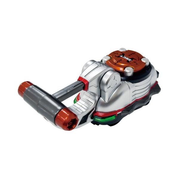 『仮面ライダーカブト』より、「DXハイパーゼクター」が新たに『SUPER BEST』シリーズから登場！付属のサイドバックルを使い「DXカブトゼクター(別売り)」のベルトにセット、ゼクターホーンを倒して仮面ライダーカブト ハイパーフォームに変...