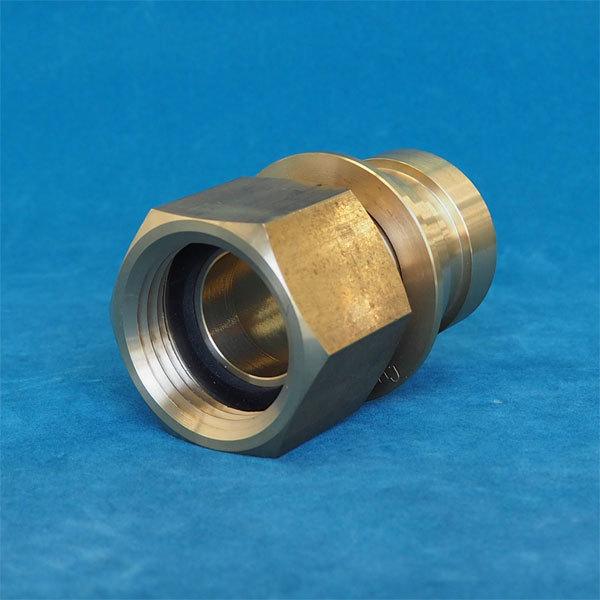 放水圧力測定器　エポ変換アダプター40口径（マチオス）から30口径（ネジメス）に変換できます。　・消火栓の放水圧力を測定します。　・屋内消火栓用：30口径