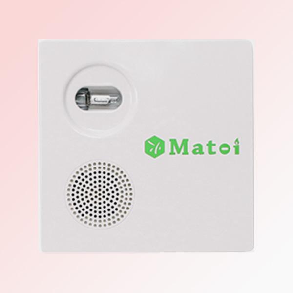 ●メッセージ音声は８種類から選択できます。●電源は単３形アルカリ乾電池４本を使用し、待機状態で２年間の動作が可能です。●取付ベースが分離できるため、メンテナンスも容易です。