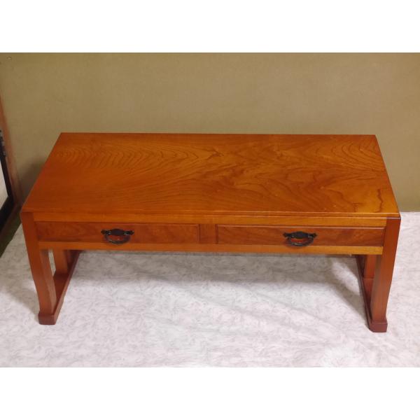 ケヤキ無垢文机　コンパクトタイプ　長さ　８５センチ　X　奥行　３８，５センチ　　高さ　３４センチ　天板厚さ　３２ミリ天然オイル仕上げ、以前、オークションで見た、明治のコンパクトタイプの文机を参考にして作って見ました。昔の物は、手間を惜しまず...