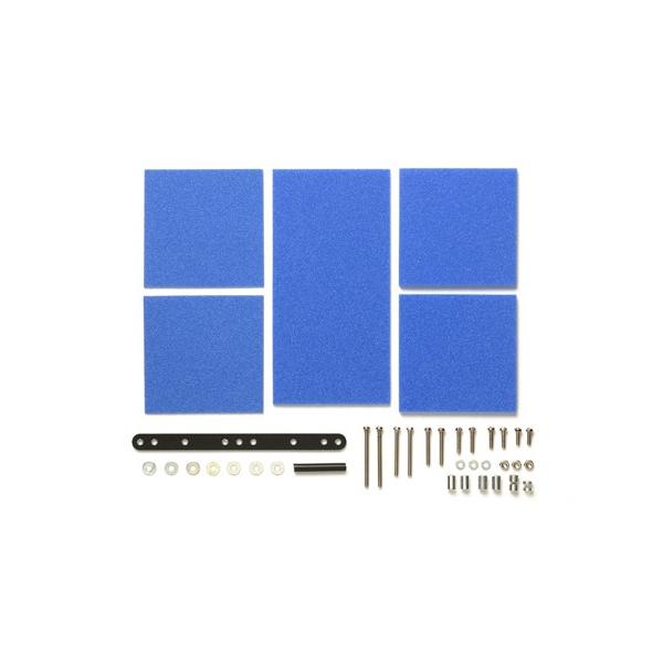 ★ミニ四駆に装着する重要度が高まっているブレーキ。GP.492のブレーキスポンジ（レッド）に比べて摩擦力の弱い3種類の厚みのスポンジシートをセット。★セッティングの幅を広げます。【使用可能マシン】　MA、MS、AR、スーパーII / XXシャーシ