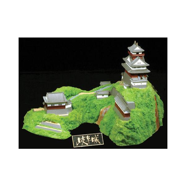 ※ 画像はイメージです。※未塗装・未組み立て（組み立てには工具などが必要となります）※写真はキットを組み立て・塗装したものです。特徴  日本の名城スタンダード版は、9種類のお城を集めました。約20〜30cmの幅で再現する名城は周りの情景を含...