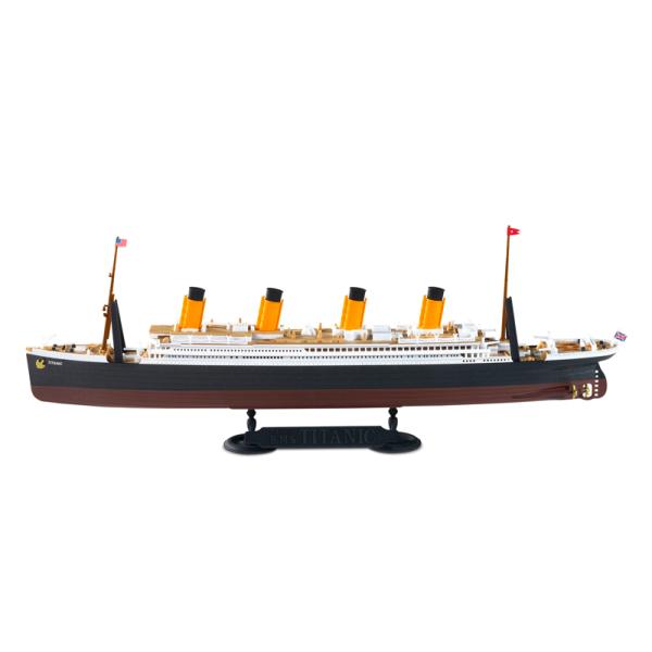 ※ 画像はイメージです。※未組み立て※写真はキットを組み立て・塗装したものです。スケール 1/1000商品サイズ 29×100×270 mm箱サイズ 320×190×60 mm人気のタイタニックがかんたんプラモデルになって「凄！」シリーズに...