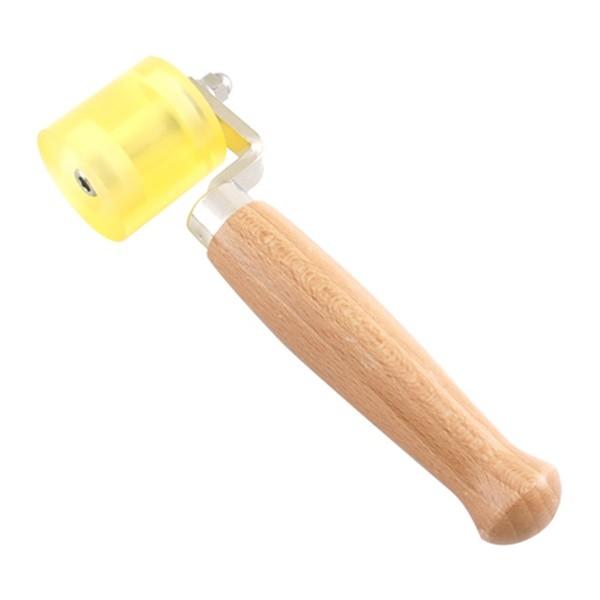 【取寄品】[大工道具 左官鏝 デコレーションツール]Kaisel ウレタンローラー中 B入り 40X40MM 4945758030243紙壁紙や繊細なクロスの圧着に最適です。クロスの圧着用ジョイントローラー。■特長・柔らかいウレタンを使用し...