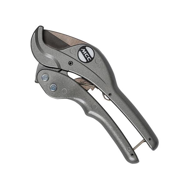 【取寄品】【メール便】刃に特殊コーティングを施し、切り終わりまで軽く滑らかな切れ味を実現し、さらに切れ味超軽快です。■用途塩ビ管、ポリエチレン管、ポリブテン管の切断。■機能旧度を保ちながら限界まで小さくしたコンパクトボディです。壁際等、狭所...