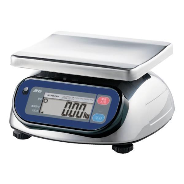 【直送品】【代引不可】■特長・容器保護等級IP65で、本体に水をかけて洗浄可能なステンレスボディーです。(水没は避けてください。)・取り外して洗えるステンレス皿で衛生的な計量が可能です。・4級特定計量器・検定を取得して出荷いたします。■用途...