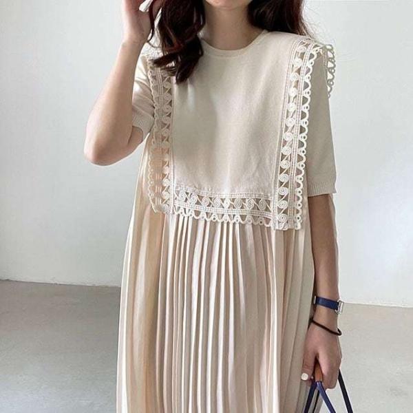 セーラーカラーが印象的なロングワンピース。歩くたび揺れるプリーツデザインが女性らしさを醸し出しています。ゆったりと着れるのでマタニティウェアとしても着用して頂けます。レディース ワンピース プリーツワンピース プリーツ セーラーカラー ボッ...