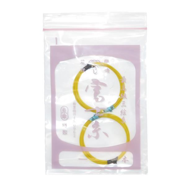 練習用のみならず、舞台にも使える高音質でありながら、リーズナブルな価格設定で一番売れているシリーズ「富士糸」。主に長唄・小唄・端唄などに使われておりますが、いろいろな糸の太さを試してみるのも、三味線弾きの醍醐味といえますね。