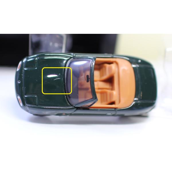 箱小傷み　ボンネットに塗装の傷があります画像にてご確認ください