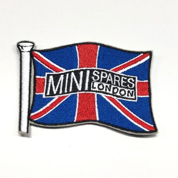 ユニオンジャックの旗にミニスペアーズの刺繍ワッペンです。5.7cm×8.2cmアイロンで貼り付けることが可能です。裏に糊がついていますClassic Mini Cooper Union jack Union Flag UK Car Wapp...