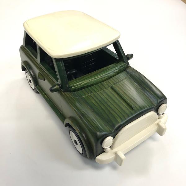 木製のクラシックミニ型インテリアオブジェです。 車輪が回ります。15cm×31cm写真のものが現品です。Classic Mini Green Large Wooden Wood Vehicle Toy Car Handmade Retro ...