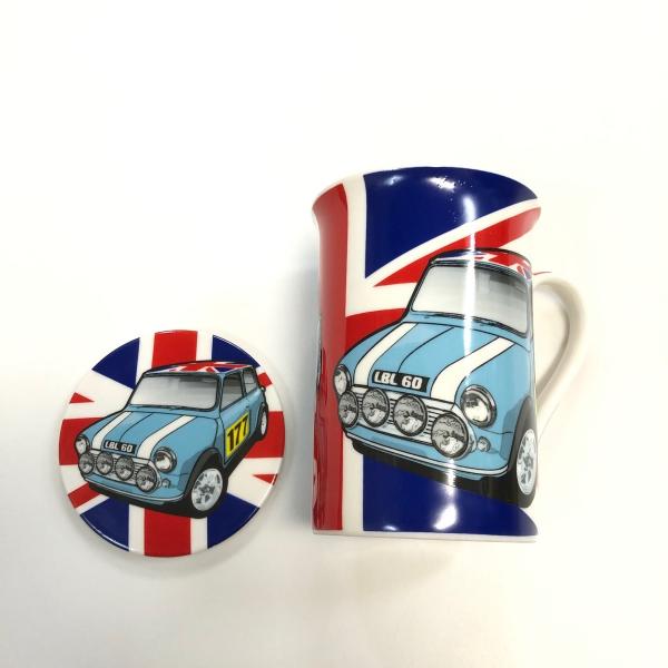 The　Leonardo　Collectionユニオンジャック柄にブルーのクラシックミニ（ラリー仕様）がプリントされたマグカップです。ゼッケン177番は、1967年にモンテカルロラリーでアルトーネンがモーリスクーパーSに乗り優勝した記念の番...