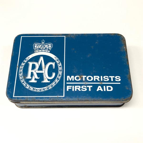 14cm×9cmディスプレイにご利用ください。コレクターズアイテムです。RACとは、Royal Automobile Club（王立自動車クラブ）のことです。本来のこの道具の用途は、怪我の際の応急処置用ですが、非常に古いもののため、実際のご...