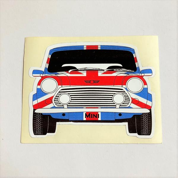 英国旗柄のローバーミニのフロントビューが描かれたステッカーシールです。縁取りもミニの形になっています。7cm×9.3cmこちらは、現在生産しているものではなく、デットストック品です。ステッカーの粘着に関する保証は致しかねます。Classic...