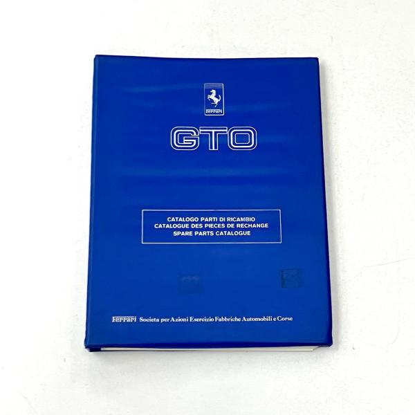 31cm×24cmイタリア語です。115ページビニール製の青いファイルに綴じられています。ファイルはかなり汚れ、スレがあります。中のページは状態が良いです。古いもので、デットストック品です。ご了承ください。写真のものが現品です。Ferrar...