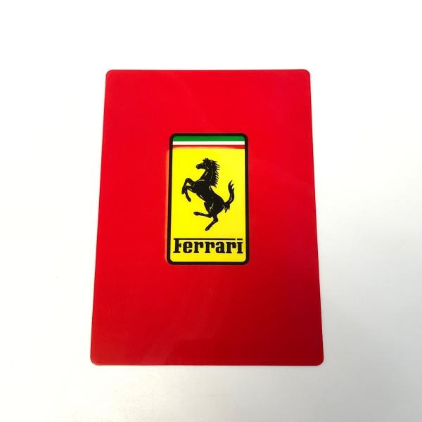 25.5cm×18.3cm写真のものが現品です。赤い下敷きと紙のケースです。下敷きの裏側は白ですが、色移りがあります。古いものです。コレクターズアイテムです。Ferrari Vintage Stationery Writing Pad Pl...