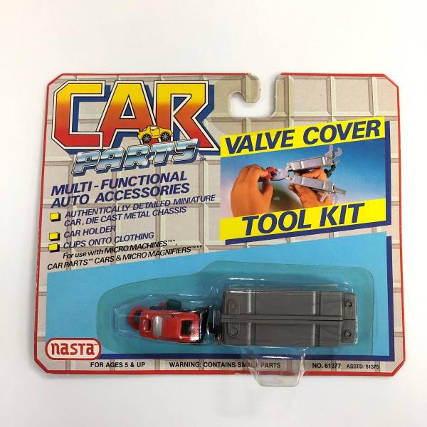 プラスチックモデルです。外箱に、大きなキズ、色あせなどの経年劣化があります。写真のものが現品となります。量産品に関しましては、製品の塗装のムラ、デカールのズレ、各種パーツの取り付け位置の誤差など、商品の個体差、初期の傷がある場合もございます...