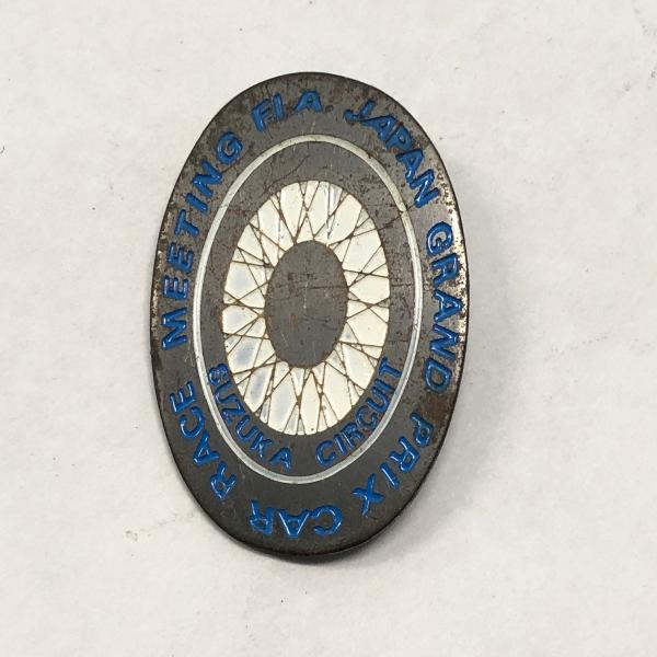 日本グランプリ鈴鹿サーキット4cm×2.5cm写真のものが現品です。古いもので、表面に細かな傷があります。