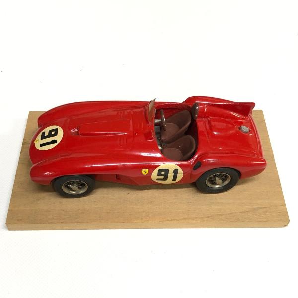 専用の箱は付属しません。木の土台サイズ：11cm×6cm細かなキズ、色あせなどの経年劣化があります。写真のものが現品となります。