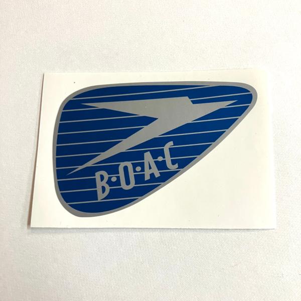 10.5cm×7cm白い部分は台紙です。