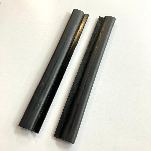 ドアの淵に挟んで、保護するゴムです。車種限定はありません。新品デットストック品。2本セット写真の物が現品です。長さ：15cmCar Door Guard