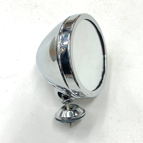 クラシックミニ50周年を記念して1960年代にクーパーフォーミュラ用にレイヨット社にてOEMで作製されたもののレプリカです。新品ですので当時物よりもお求めやすく状態が良いです。本製品は当店にて特注刻印しているものです。刻印の位置は写真の赤丸...