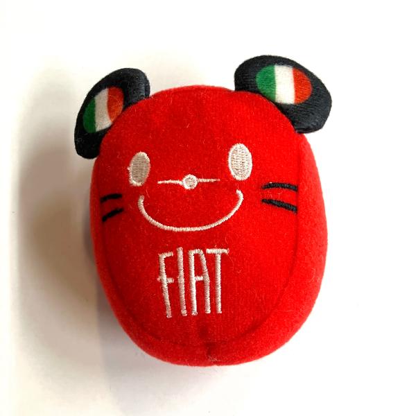 フィアット　公式キャラクタートポ　フィアットくんの小さなぬいぐるみです。吊り下げることもできます。約8cm×5cm×21cm自動車　マスコット　オーナメント
