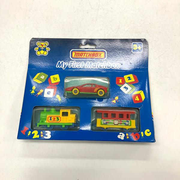 Vintage MATCHBOX Model Car Ferrari TestarossaLL-113パッケージサイズ：22.5cm×19cm×3.5cmパッケージに劣化あり。写真のものが現品となります。量産品に関しましては、製品の塗装のム...