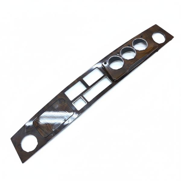 こちらは新品デットストックです。写真のものが現品です。ローバーミニの1997年以降のディーラー車用です。少し傷があります。写真にてご確認ください。写真に掲載のもの以外に付属品はありません。店頭では現品のご確認が可能です。