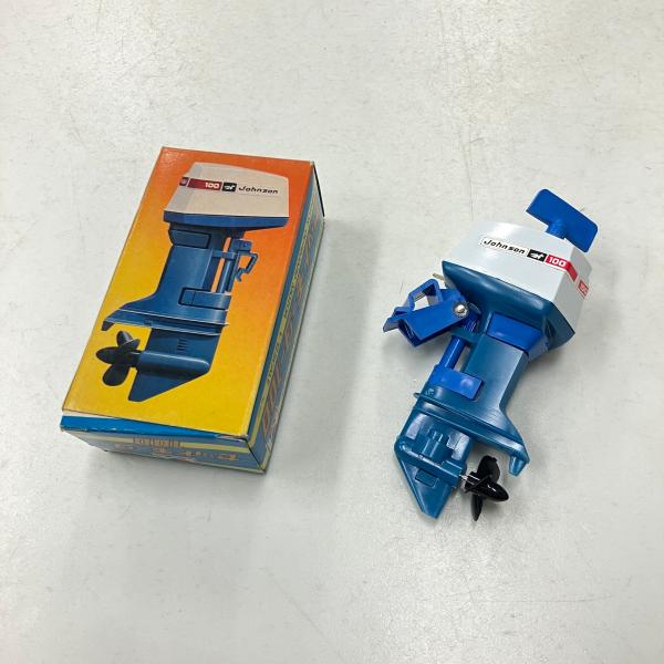 M2-250新品ですが、外箱に、細かなキズ、色あせなどの経年劣化があります。写真のものが現品となります。量産品に関しましては、製品の塗装のムラ、デカールのズレ、各種パーツの取り付け位置の誤差など、商品の個体差、初期の傷がある場合もございます...