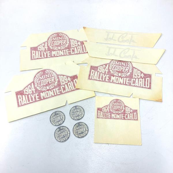 ミニクーパー　モンテカルロ仕様の純正、当時物デカールセットボンネット・サイドステッカー3枚：13.4cm×24.9cmトランクステッカー1枚：15cm×8cmJOHNCOOPERボンネット切文字ステッカー2枚：15cm×6cmホイールキャッ...