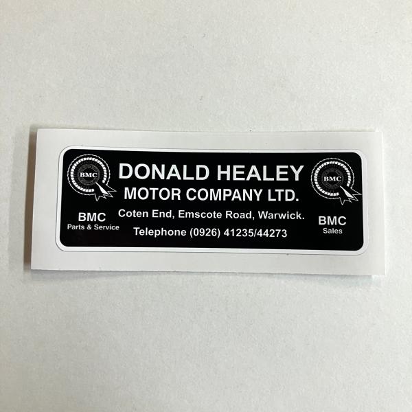 黒い部分までがステッカーです。3.5cm×10.1cm