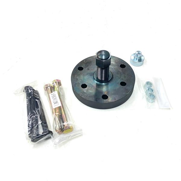 ローバーミニのマニュアル車のフライホイールを取り外す専用プーラーです。