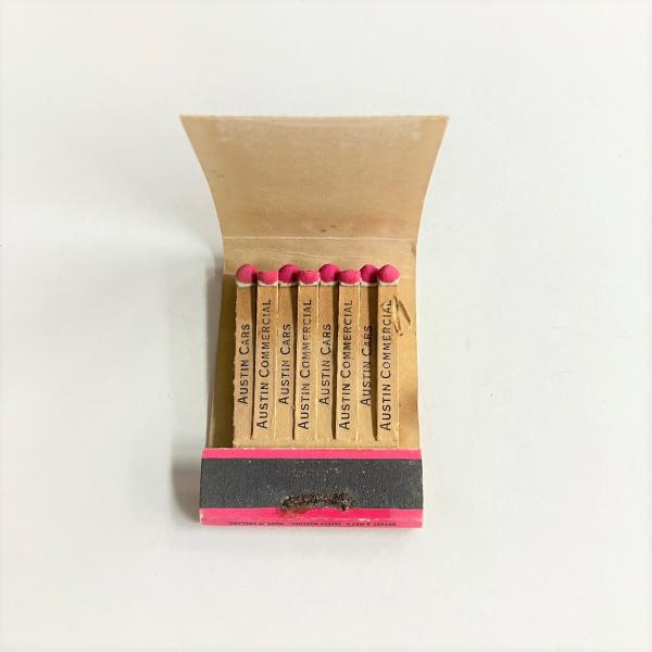 マッチ棒1本1本に「AUSTIN CARS」、「AUSTIN COMMERCIAL」という文字が印字されています。ローバーミニのガレージディスプレイにいかがでしょうか、こちらは、ディスプレイ用、コレクターズアイテムです。非常に古いもののため...