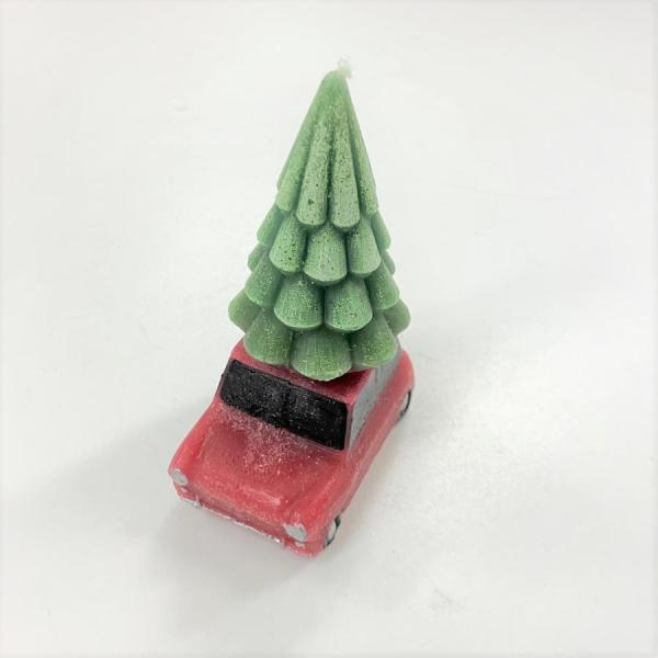 赤いローバーミニにクリスマスツリーが乗ったインテリアキャンドル。サイズ：8cm×12cm×5cmm写真のものが現品です。直射日光を避けて保存してください。Classic Mini Car Motif Candle Rover Mini