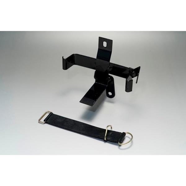 ■特長モンキー、ゴリラフレーム対応のスチールフレームバッテリーケースです。このケースはYT4L-BSサイズ専用です。バッテリー固定バンドが付属します。■注意ホンダモンキーフレーム、3cmロングフレーム、アルミ製CNCフレームなどに適合します...