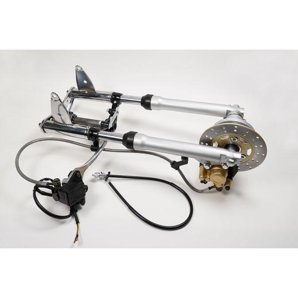 ■特徴ホンダモンキー用ディスク化フロントサスペンションキットです。5Lモンキーと比較して15mmロングです。シングルポットキャリパーのディスク化パーツがセットです。8、10インチ問わず人気のフロントサスペンションセットです。手軽に作業が可能...