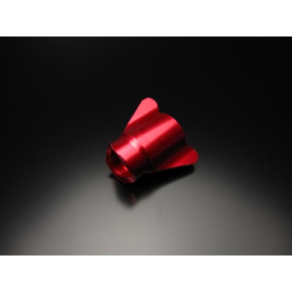 ■特長カラフルなアルミ製アルマイト仕上げのブレーキロッドアジャスターです。三角形状のつまみがアクセントとなり、スタイリッシュなデザインに仕上がっています。純正ブレーキロッドへの装着が可能です。■仕様ネジサイズ：M6■適合車種モンキー、ダック...