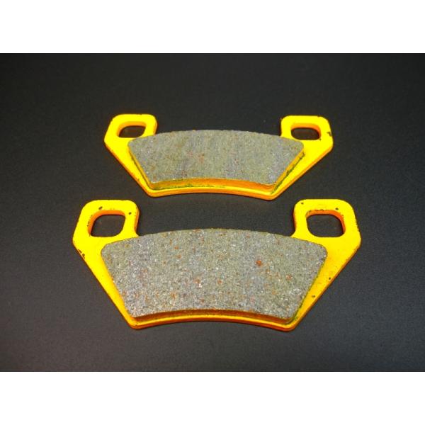 ■製品詳細パッド２個入り（画像にて形状をご確認の上、お買い求めください）です。ノーマルパッドと比べブレーキの効きの向上を実感できます。■適合ブレーキモンキートライクキットデフギアリアディスクブレーキNO0031