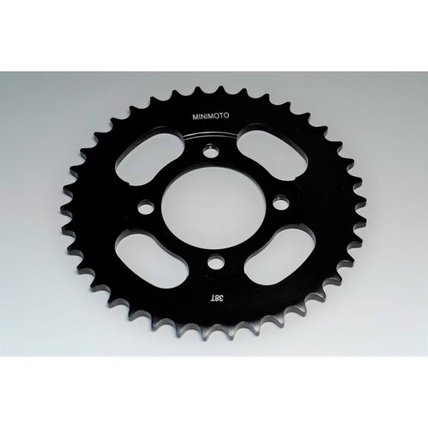 ■特長耐摩耗性能に優れたカブ用スチール製リアスプロケットです。軽量化のためスプロケットに大胆な穴空け加工を施しています。このシリーズのスプロケットバリエーションは30〜38Tで4タイプございます。■製品詳細材質 スチール製カラー ブラックチ...