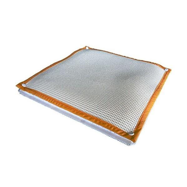 お尻の痛み軽減、正座入浴に最適。 入浴時ホック部分（四隅）に足が乗った場合など、痛みが感じられないよう改善！ シリコンコーティングの滑り止めメッシュ生地を採用することで、カバーの固定と水切りの良さを発揮。 表面は弾力があり体への負担を軽減事...