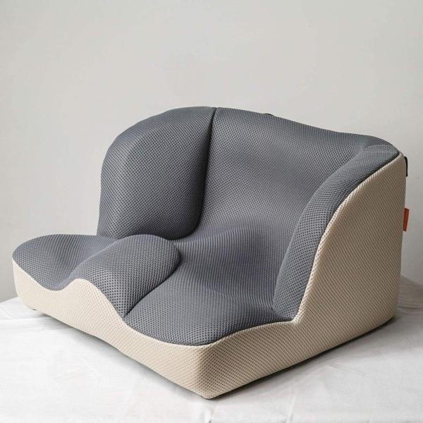 小さいお子さまは、集中力が途切れがち勉強や読書、食事など本当はもっと続けたくても姿勢が崩れてしまうのがその一因です。だから、正しい姿勢をサポートすることでお子さまのやる気を支えたい。学童いす用クッション LAPS kids（ラップスキッズ）...