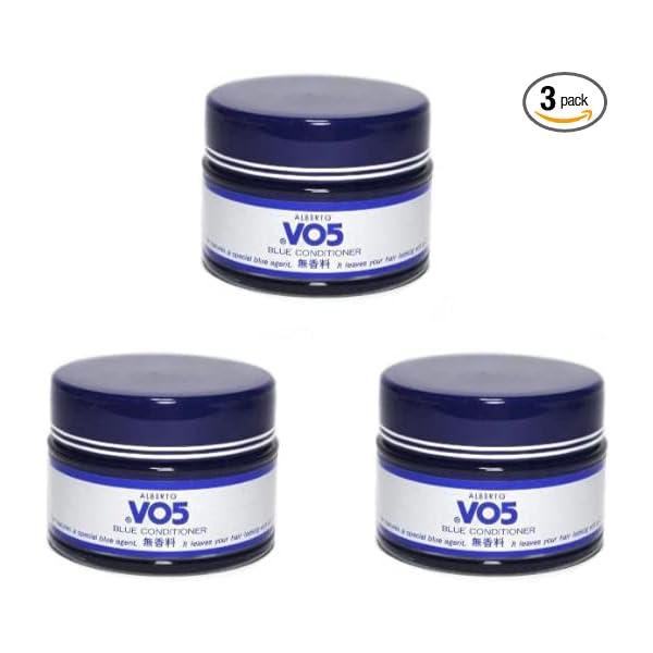 いつものスタイリングで染めずに白髪を目立たなくする。 毛髪の表面に青色の膜をつくり、補色効果で白髪をきれいに見せて目立たなくするとともに、髪に自然なツヤを与える整髪料です。 白髪は気になるけれども、染毛に抵抗がある方に最適です。