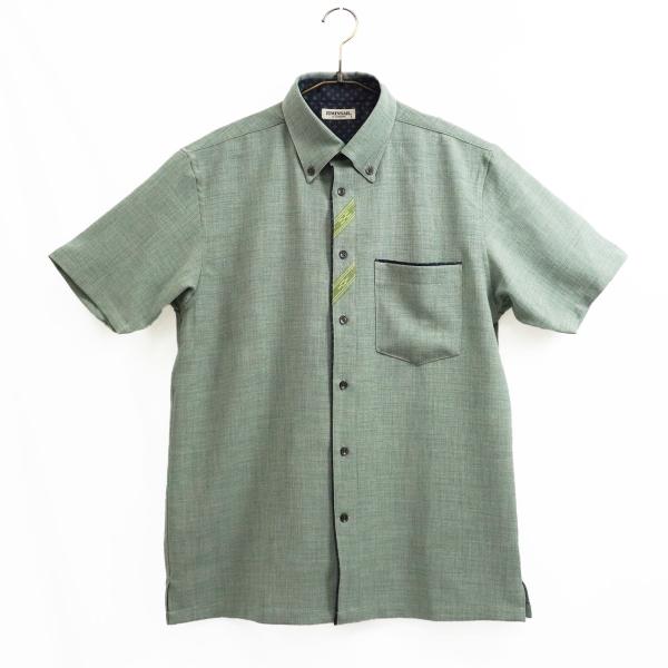 【発売日：2020年04月29日】【シャツのパターンをリニューアルいたしました。ご注文前にサイズ表のご確認をお願いいたします】吸水速乾性と通気性が高くイージーケア性に優れています。やや薄手で、ざっくりとしたナチュラルな表情とソフトでありなが...