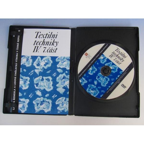 チェコ語のテキストがついています。テキストには、多数の写真やパターン図などが掲載されており興味深い資料です。チェコ匠の技ＤＶＤシリーズには「染色と刺繍」、「ボビンレース」、「刺繍」、「毛織物」、「ロープ作り」、「男性の民族衣装縫製」、「女性...