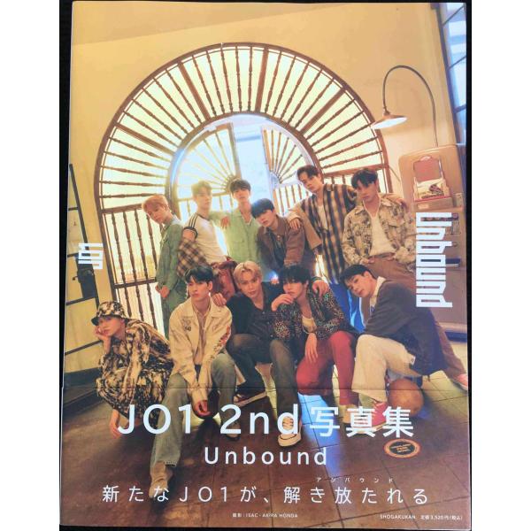 #B0CTD22S8X#B0CTD22S8X若干の経年感やカドに折やイタミ、カバーもしくは表紙にイタミがありますが、本文に書き込み、破れなく閲覧に支障のない商品です