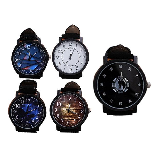5タイプの文字盤がデザインされた腕時計です。レトロで個性的で大きめのデザインが特徴です。文字盤の柄によって、印象が大きく変わります。文字盤は見やすく、ファッションのアクセントになります。雨や汗、洗顔程度の「水しぶき」に耐えられる生活防水です...